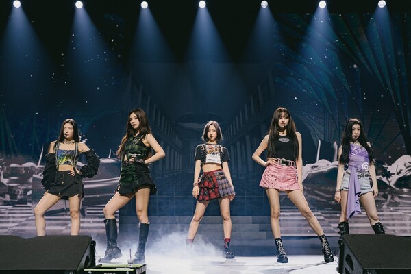 Itzy 있지 첫 월드투어 성료…싱가포르 불태웠다