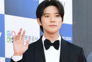 Moon Sang-min Joins 'Music Bank' as New MC Alongside LE SSERAFIM Hong ...